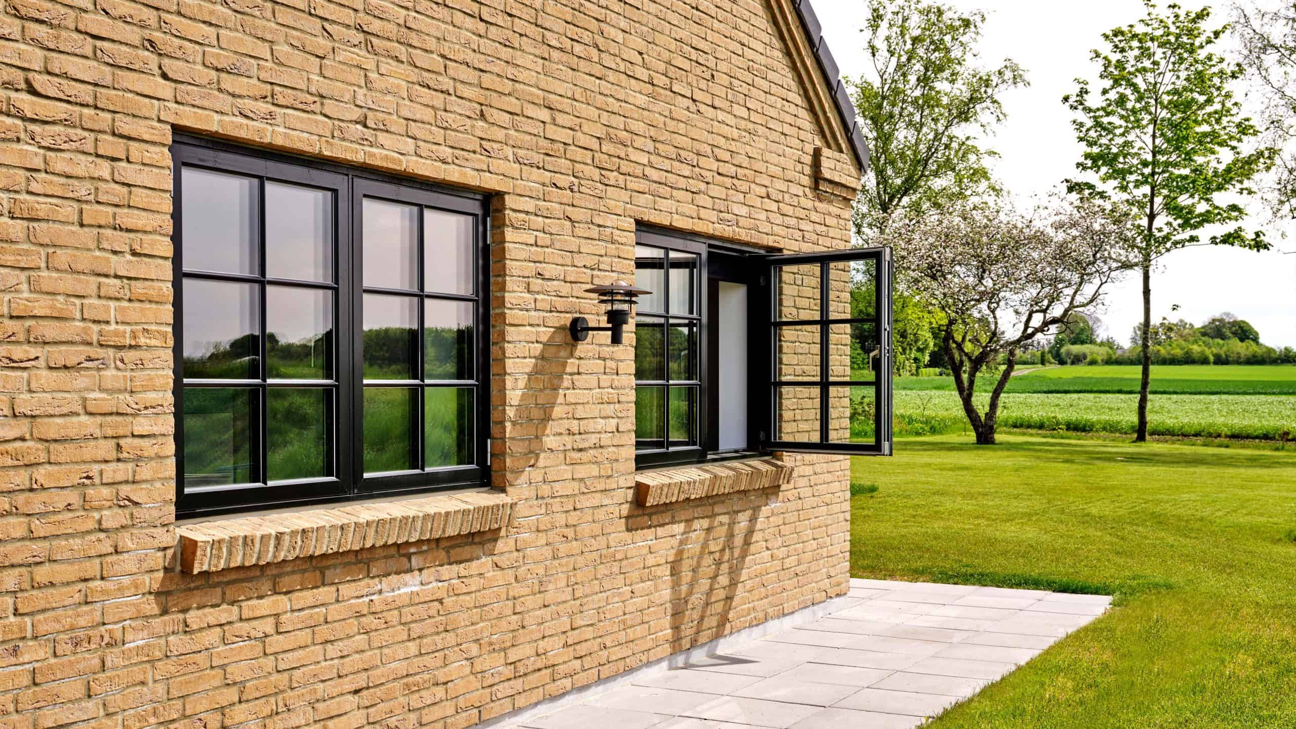 Side hung windows in timber or alu clad timber - Rationel UK